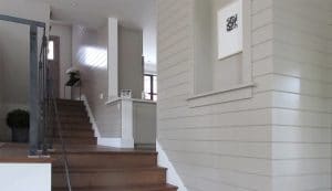 Contemporary high contrast stairs - WindsorONE