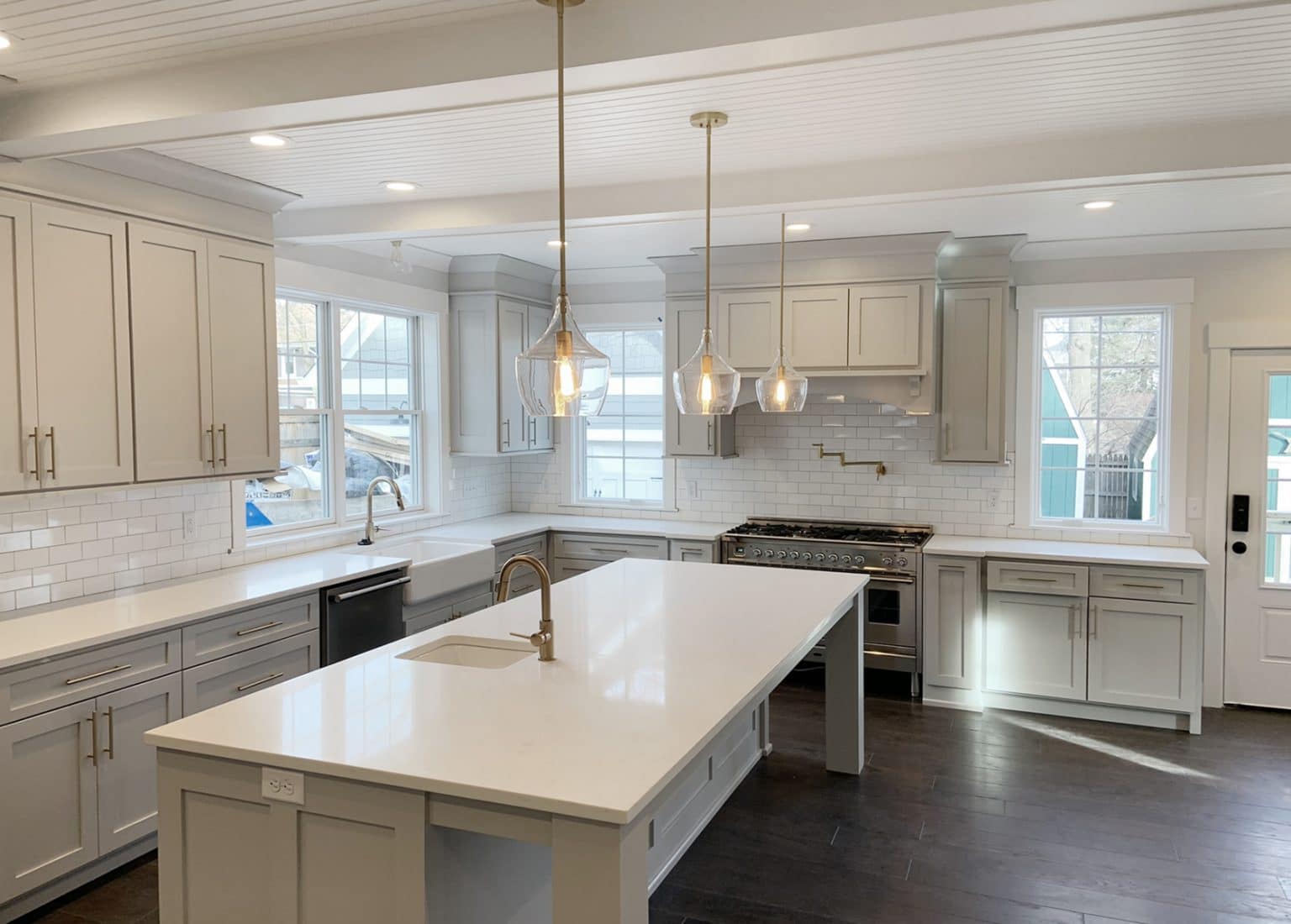Box Beam and Beadboard in the Kitchen - WindsorONE